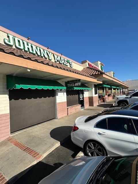 Restaurant & Bar, Drinks, Food & Gaming Henderson NV - Johnny Mac's ...