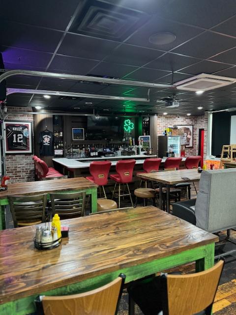 Restaurant & Bar, Drinks, Food & Gaming Henderson NV - Johnny Mac's ...